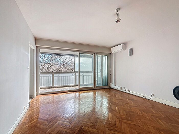 Appartement à vendre - Marseille er , Chapitre - 5 pièces