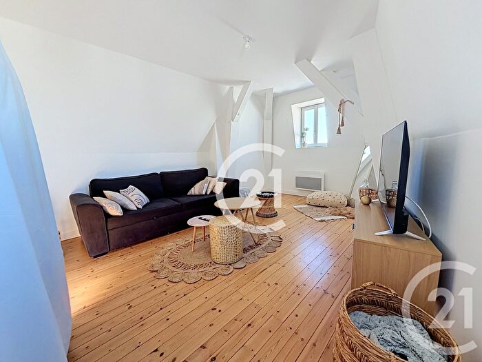 Cognac, Centre-ville, Gare : Appartement 2 pièces à louer