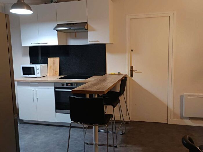 Appartement à louer - Le Village, Saint-Martin-dHères - 4 pièces - 3 chambres