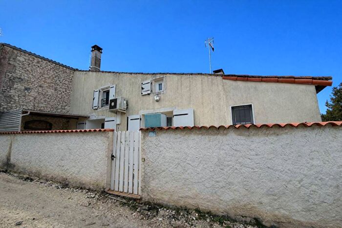 Maison à louer - Semussac - 3 pièces - 2 chambres