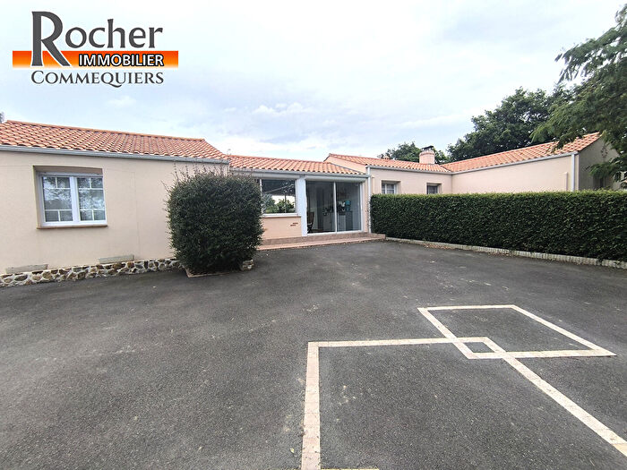 Maison à vendre - Commequiers - 7 pièces - 4 chambres