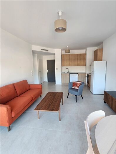 Aix-en-Provence, Saint-Donat, Les Platanes : Appartement 2 pièces à louer