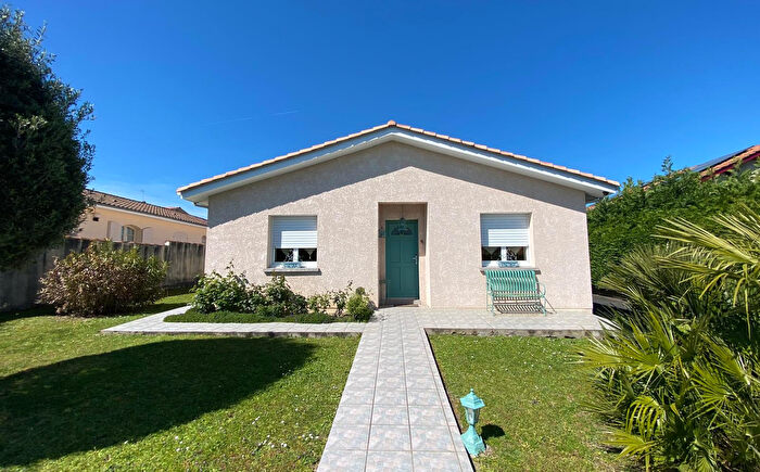 Carbon-Blanc : Maison 4 pièces à vendre