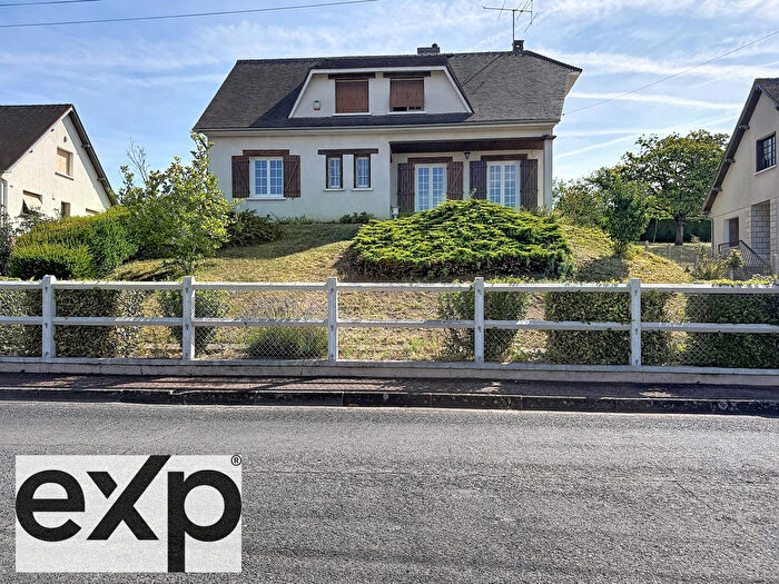 Pacy-sur-Eure : Maison 5 pièces à vendre