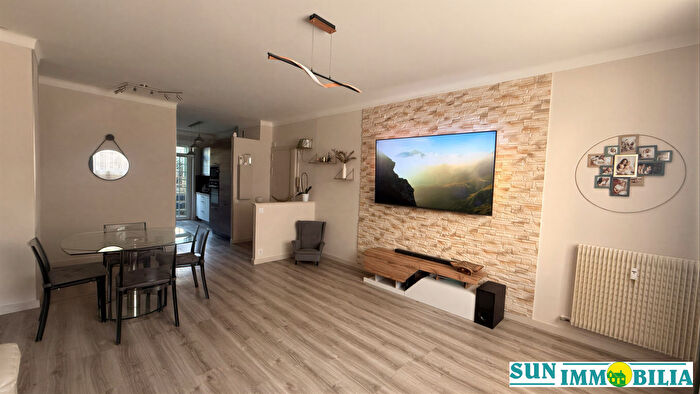 Cagnes-sur-Mer, Le Cros de Cagnes, Les Vespins : Appartement 4 pièces à vendre
