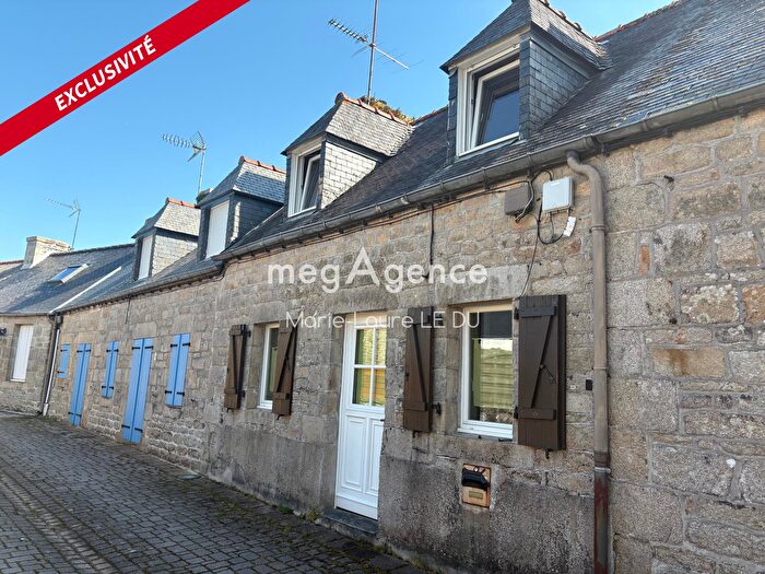 Maison 2 pièces à Guerlesquin, à vendre