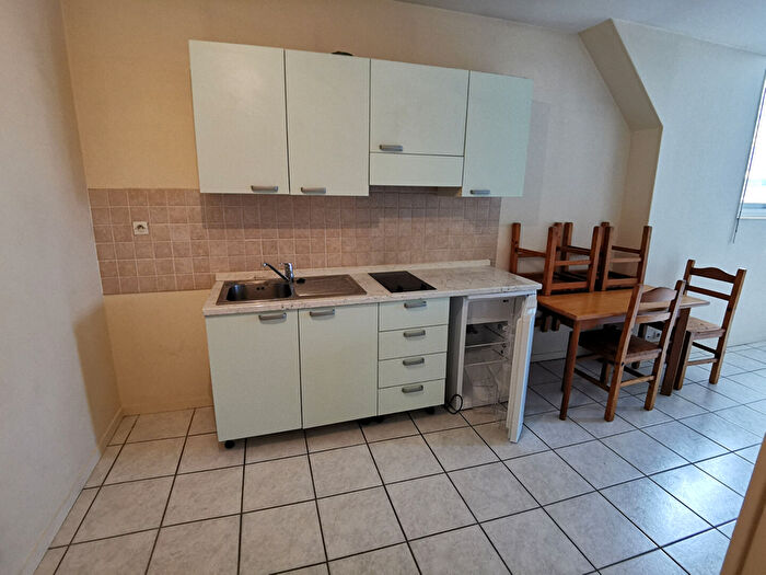 Appartement à vendre - Bourges, Centre-ville, Charlet, Lahitolle, Pignoux, Sembat - 2 pièces - 1 chambre