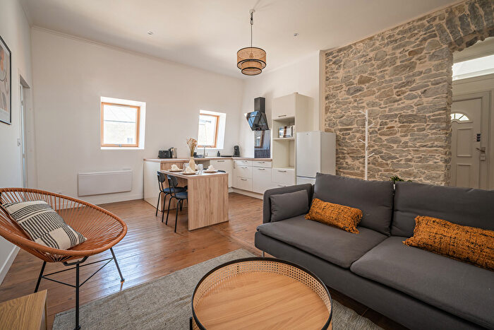 Appartement à louer - Carcassonne, Centre-ville - 3 pièces - 2 chambres