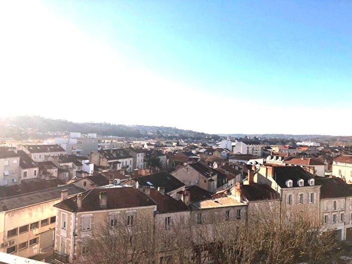 Appartement à vendre - Périgueux, Centre-ville, La Gare, Saint-Martin - 6 pièces - 4 chambres