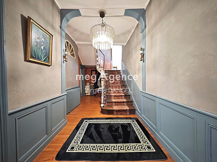 Maison à vendre - Ploërmel - 10 pièces - 7 chambres