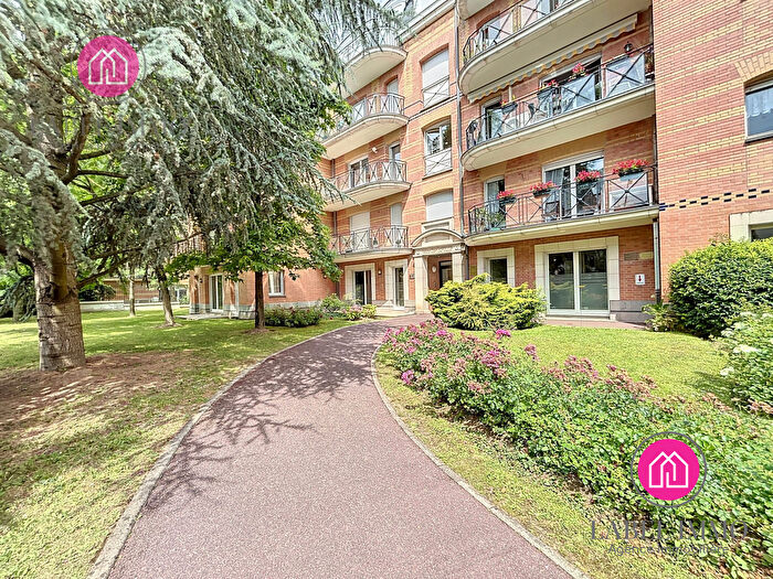 Appartement à louer - Valenciennes, Saint-Michel, Tertiales, Le Roleur - 2 pièces - 1 chambre