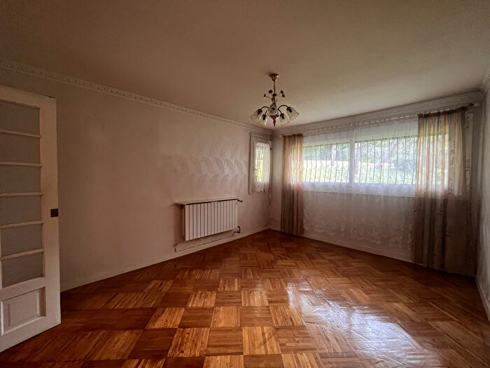 Tremblay-en-France, Centre-ville : Appartement 2 pièces à louer