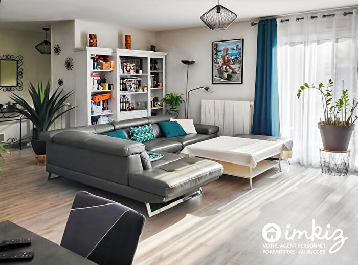 Maison à vendre - Biganos - 4 pièces - 3 chambres