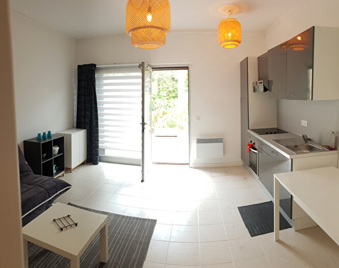 Appartement 1 pièce à Biot, à louer