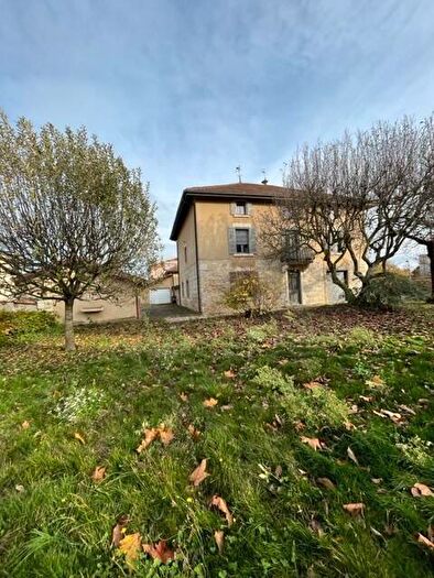 Maison à louer - Attignat - 8 pièces - 4 chambres