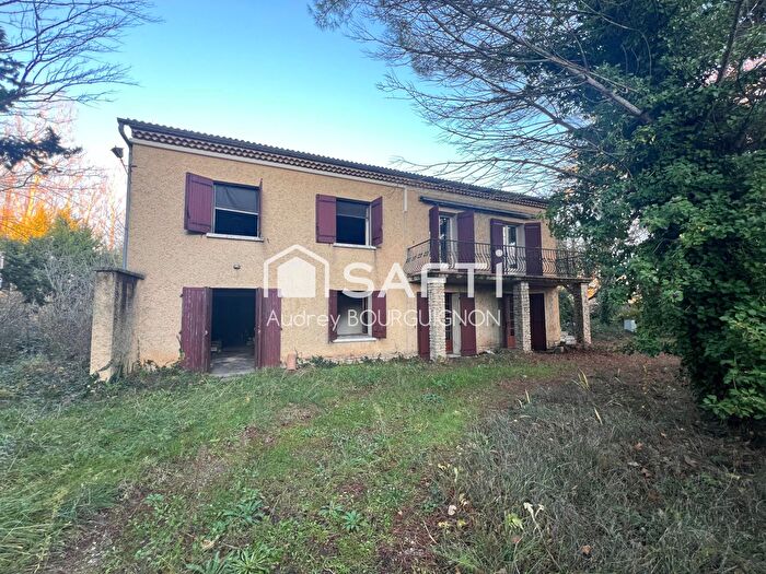 Maison à vendre - Le Thor - 7 pièces - 5 chambres