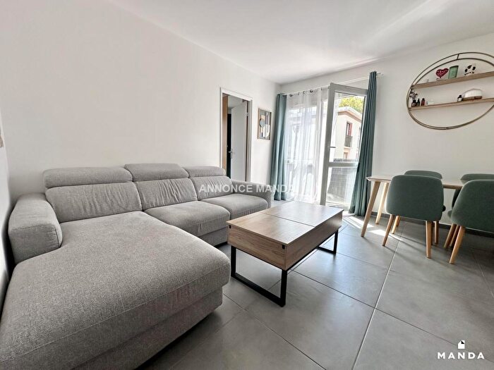 Appartement 3 pièces à Palaiseau, Plateau, à louer