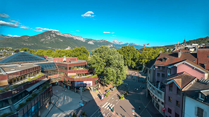 Appartement 4 pièces à vendre - Annecy, Centre-ville, Vieille ville, Marquisats