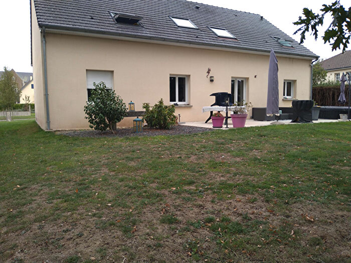 Maison à vendre - Saint-Calais-du-Désert - 9 pièces - 6 chambres