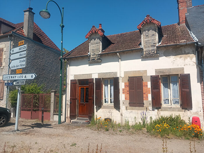 Saint-Ennemond - Maison 5 pièces à vendre