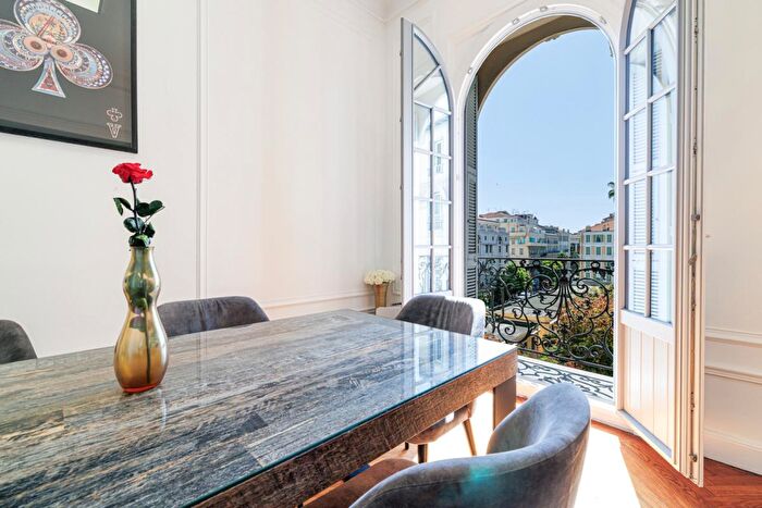 Nice, Centre-ville - Appartement 5 pièces à vendre