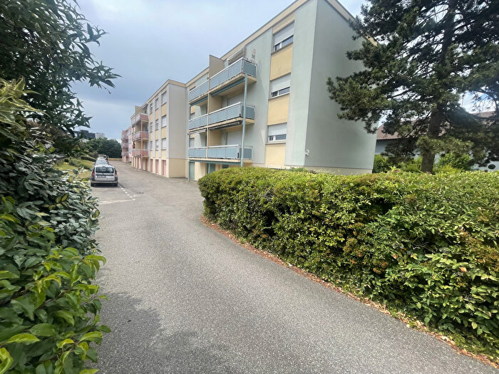 Appartement 1 pièce à Kingersheim, Le Kaligone, Verte Campagne, Béarn, Voie Médiane, Davério, à louer