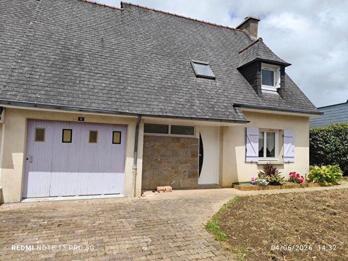 Maison 5 pièces à louer à Canick-La Vache Blanche-Le Drennec, Landivisiau