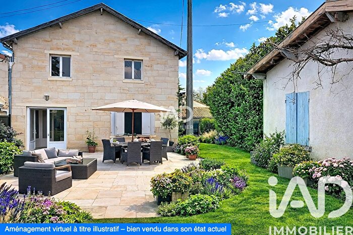 Maison à vendre - Saint-Sulpice-et-Cameyrac - 5 pièces - 3 chambres