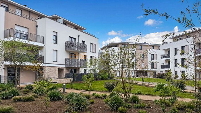 Appartement à louer - Boussy-Saint-Antoine - 2 pièces - 1 chambre