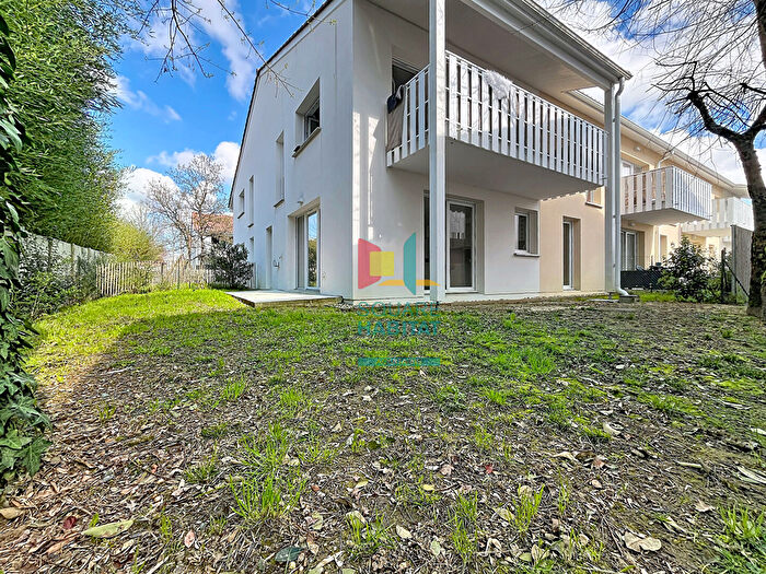 Appartement à vendre - Saint-Loubès - 3 pièces - 2 chambres