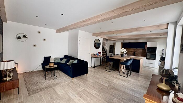 Saintes, Centre-ville : Maison 3 pièces à vendre