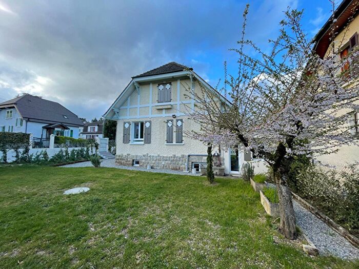 Maison à louer - Cités, Thonon-les-Bains - 5 pièces - 4 chambres