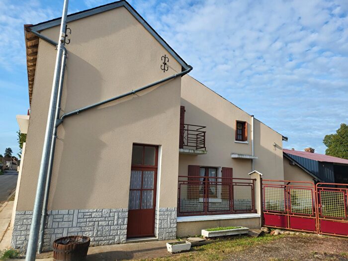 Maison à vendre - Guesnes - 4 pièces - 3 chambres