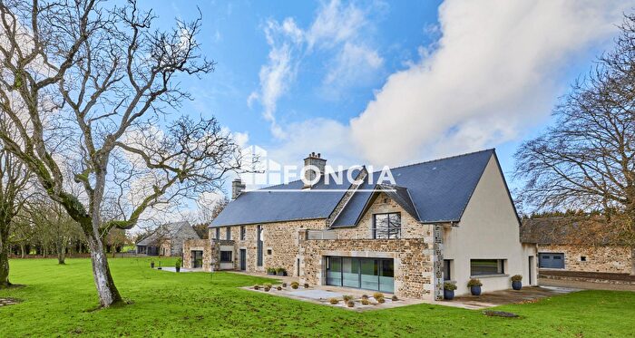 Maison à vendre - Villedieu-les-Poêles - 8 pièces - 4 chambres