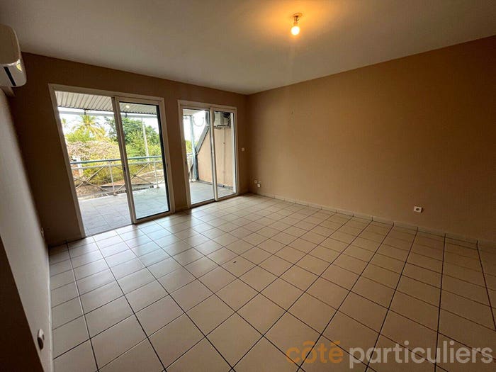Appartement 3 pièces à Saint-Leu, à louer