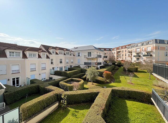 Appartement à vendre - Les Clayes-sous-Bois, Centre-ville - 4 pièces - 3 chambres