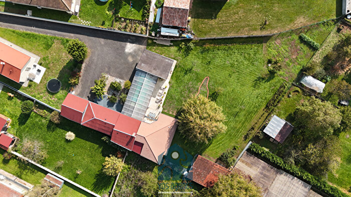 Maison à vendre - Joze - 6 pièces - 4 chambres