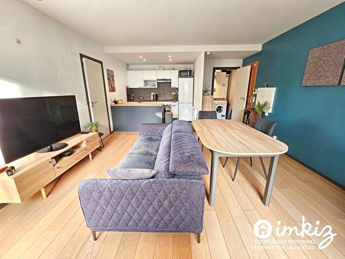 Appartement à vendre - Asnières-sur-Seine, Centre-ville - 2 pièces - 1 chambre