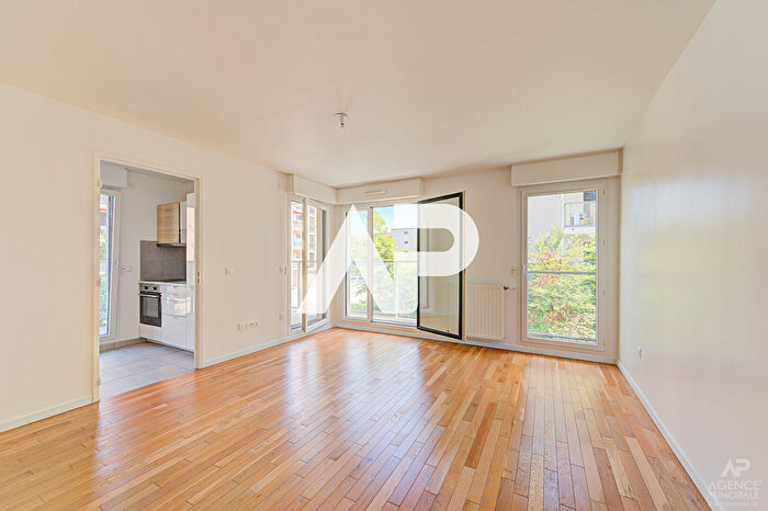 Rueil-Malmaison, Bords de Seine : Appartement 3 pièces à vendre
