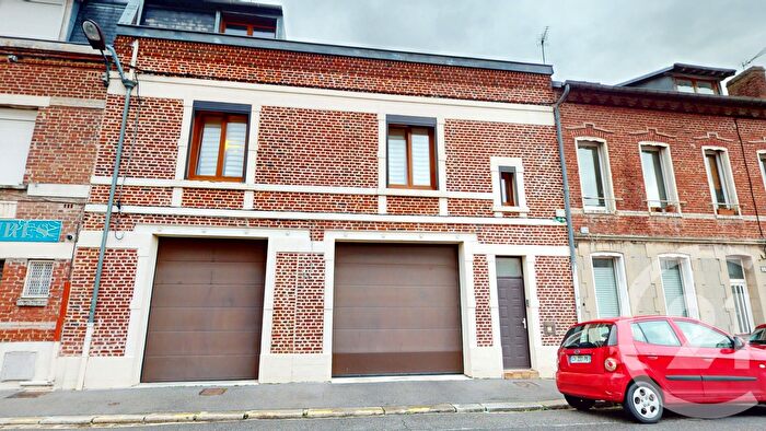 Maison à vendre - Saint-Quentin, Centre-ville - 5 pièces - 3 chambres