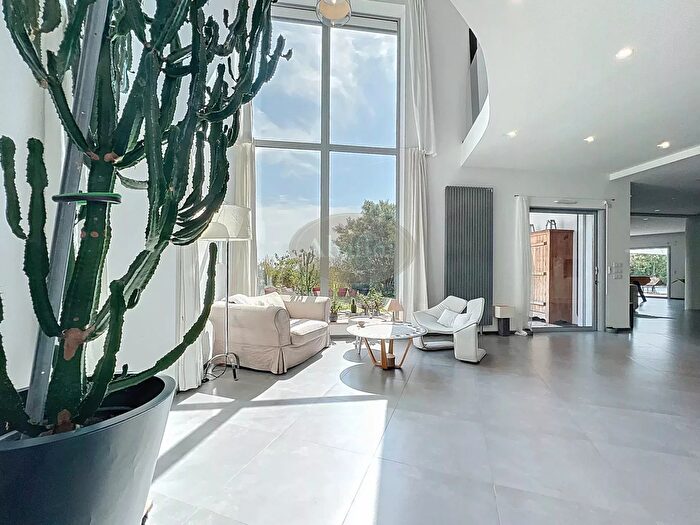 Maison à vendre - Cagnes-sur-Mer, Pain de Sucre, Caucours - 13 pièces - 5 chambres