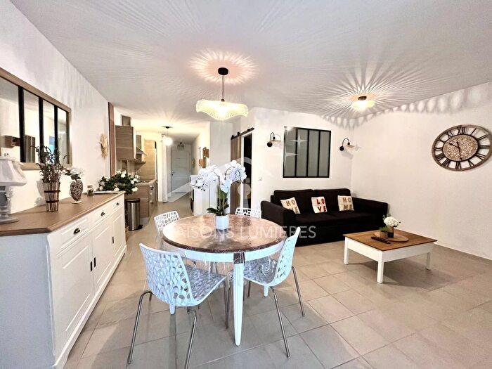 Appartement à vendre - Roussillon - 2 pièces - 1 chambre