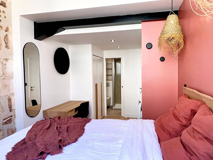 Appartement à louer - Bordeaux Sud - 1 pièce - 4 chambres