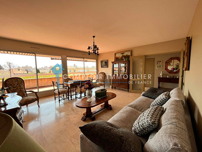 Appartement à vendre - Alès, Centre-ville - 5 pièces - 3 chambres