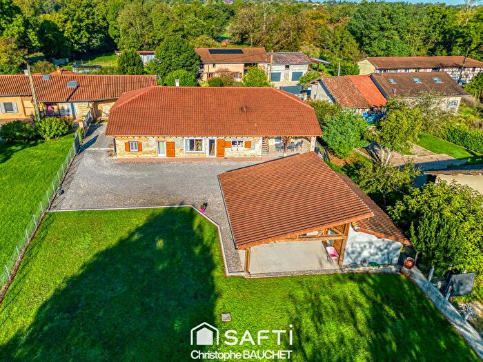 Maison à vendre - Attignat - 8 pièces - 6 chambres