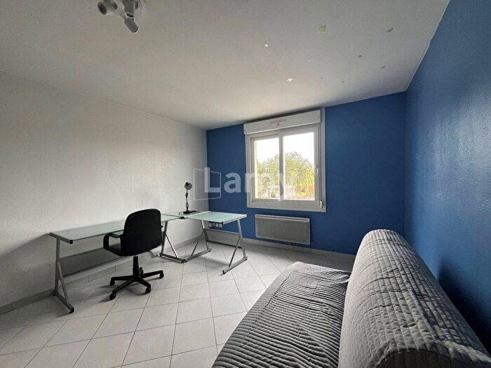 Appartement 1 pièce à Maison Blanche-Wilson, Reims, à louer