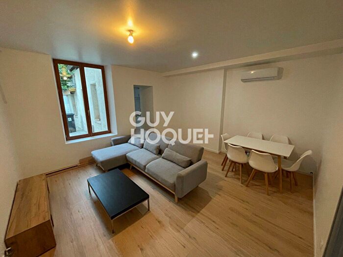 Centre Est, Provins : Appartement 2 pièces à louer