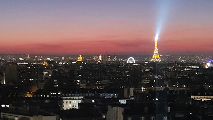 Appartement à vendre - Paris e  - 3 pièces - 2 chambres