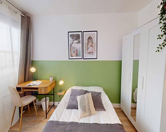 Appartement 5 pièces à Georges Brassens, Paris 15ème arrondissement, à louer
