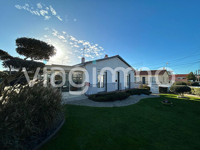 Maison à vendre - La Roche-sur-Yon, Le Bourg sous la Roche - 6 pièces - 3 chambres